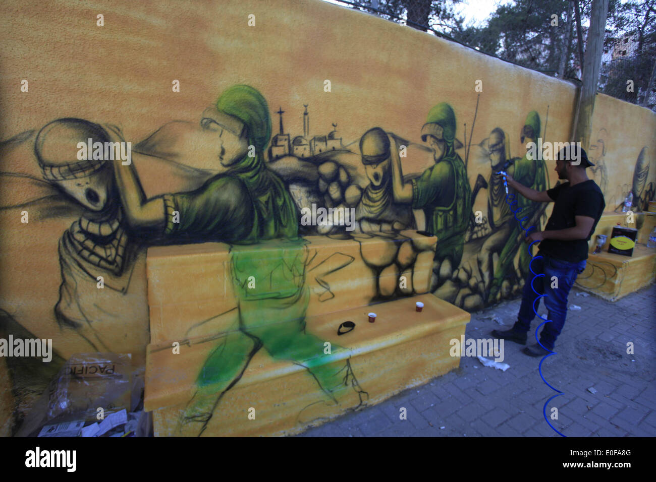 Ramallah, West Bank, Palestinian Territory. 11th May, 2014. A ...