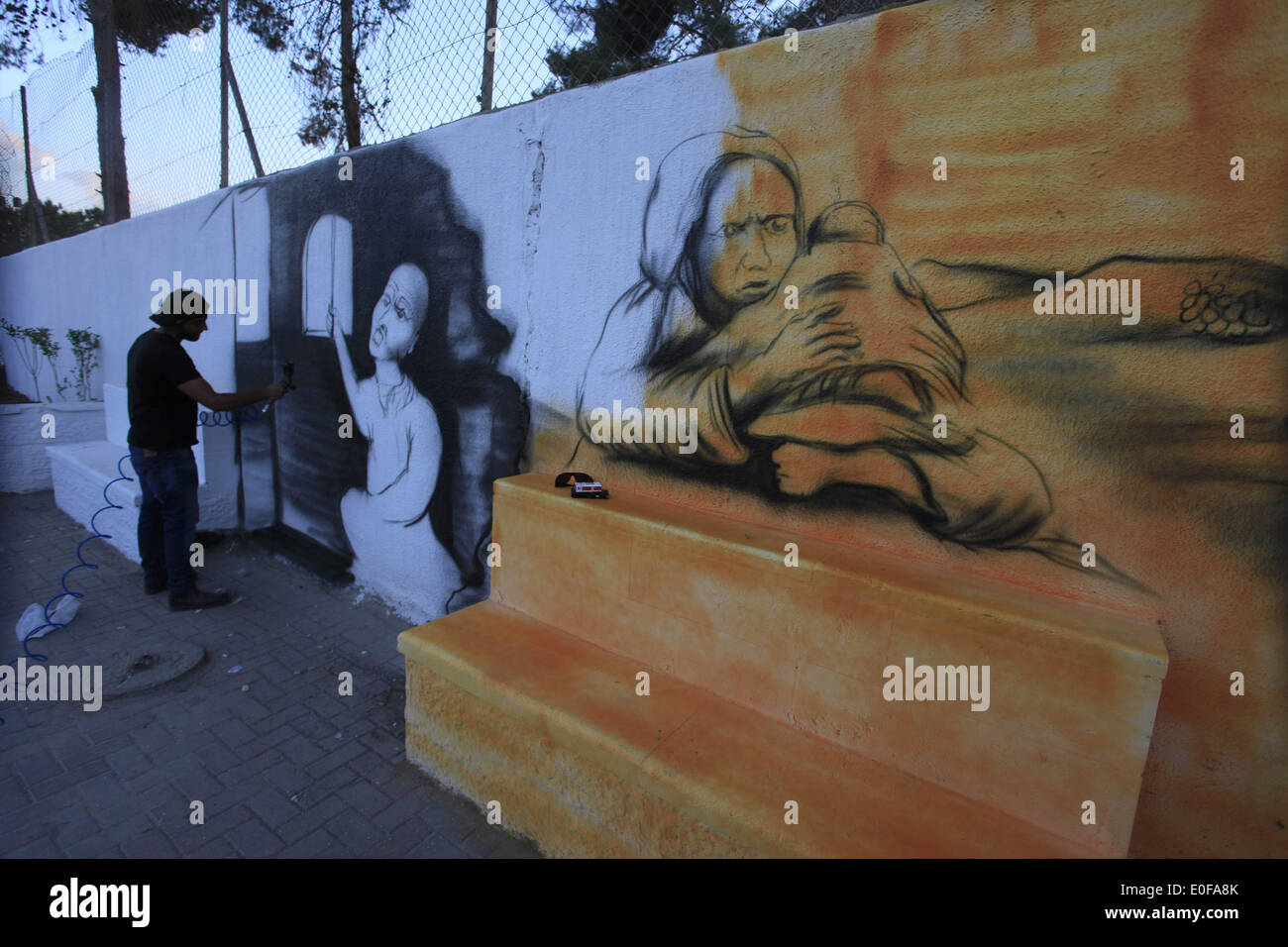 Ramallah, West Bank, Palestinian Territory. 11th May, 2014. A ...