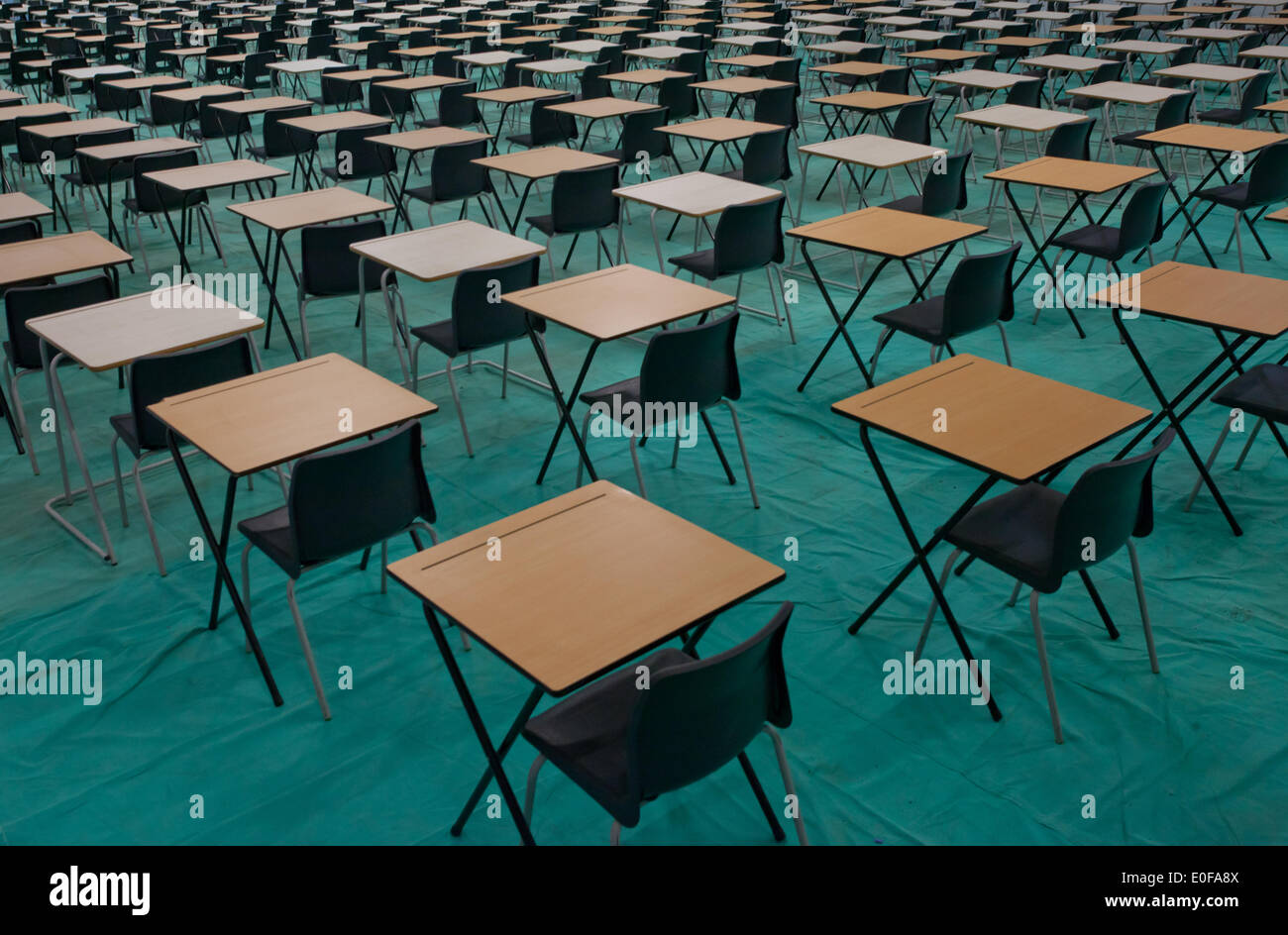 Gcse exam hall hi-res stock photography and images - Alamy