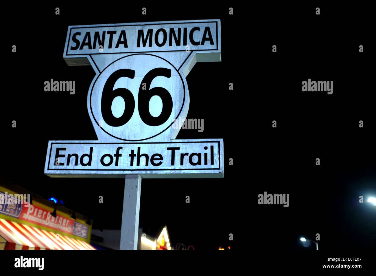 Route 66 End of the Trail sign on Santa Monica pier Stock Photo - Alamy