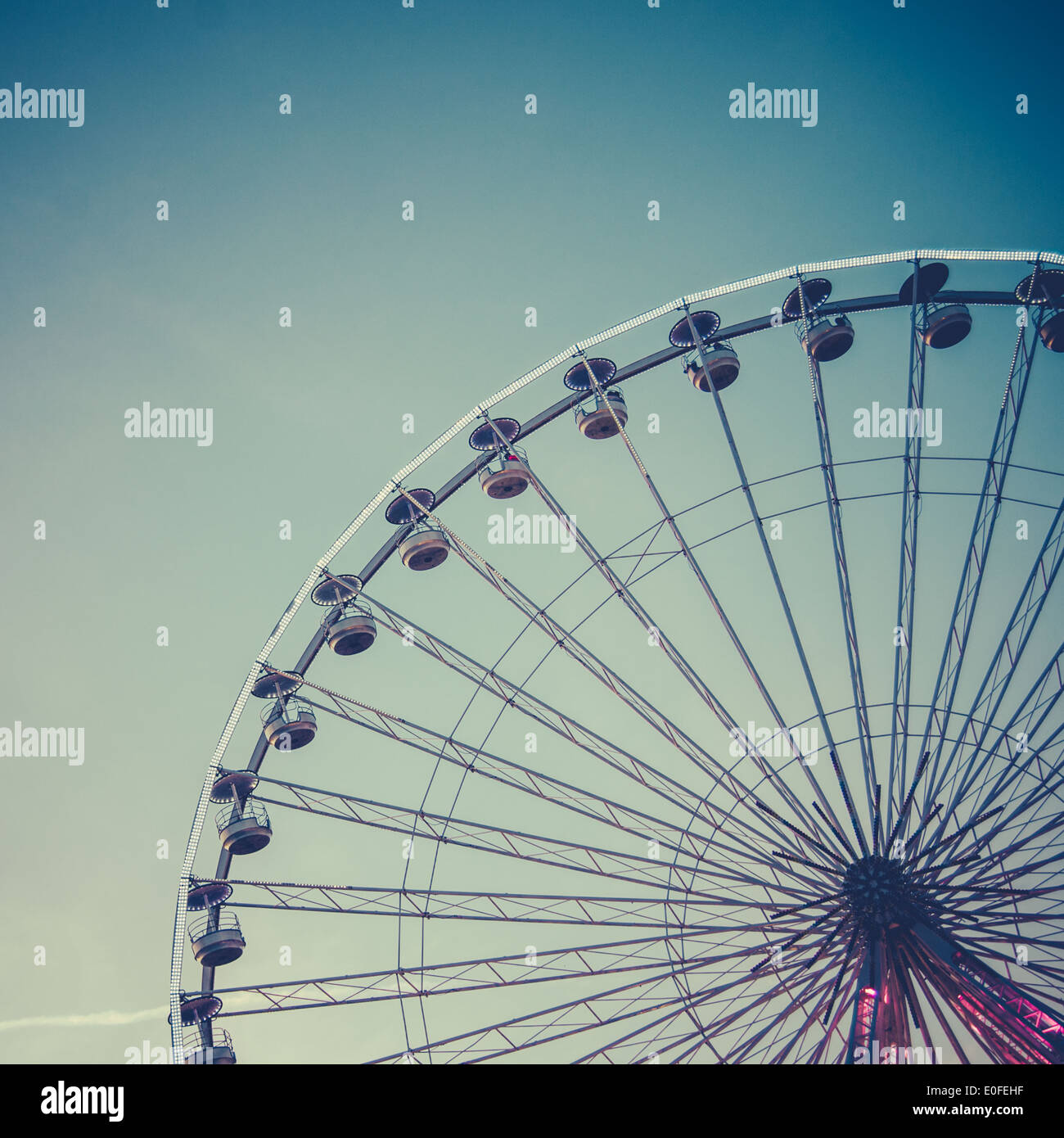 Retro style ferris wheel hi-res stock photography and images - Alamy