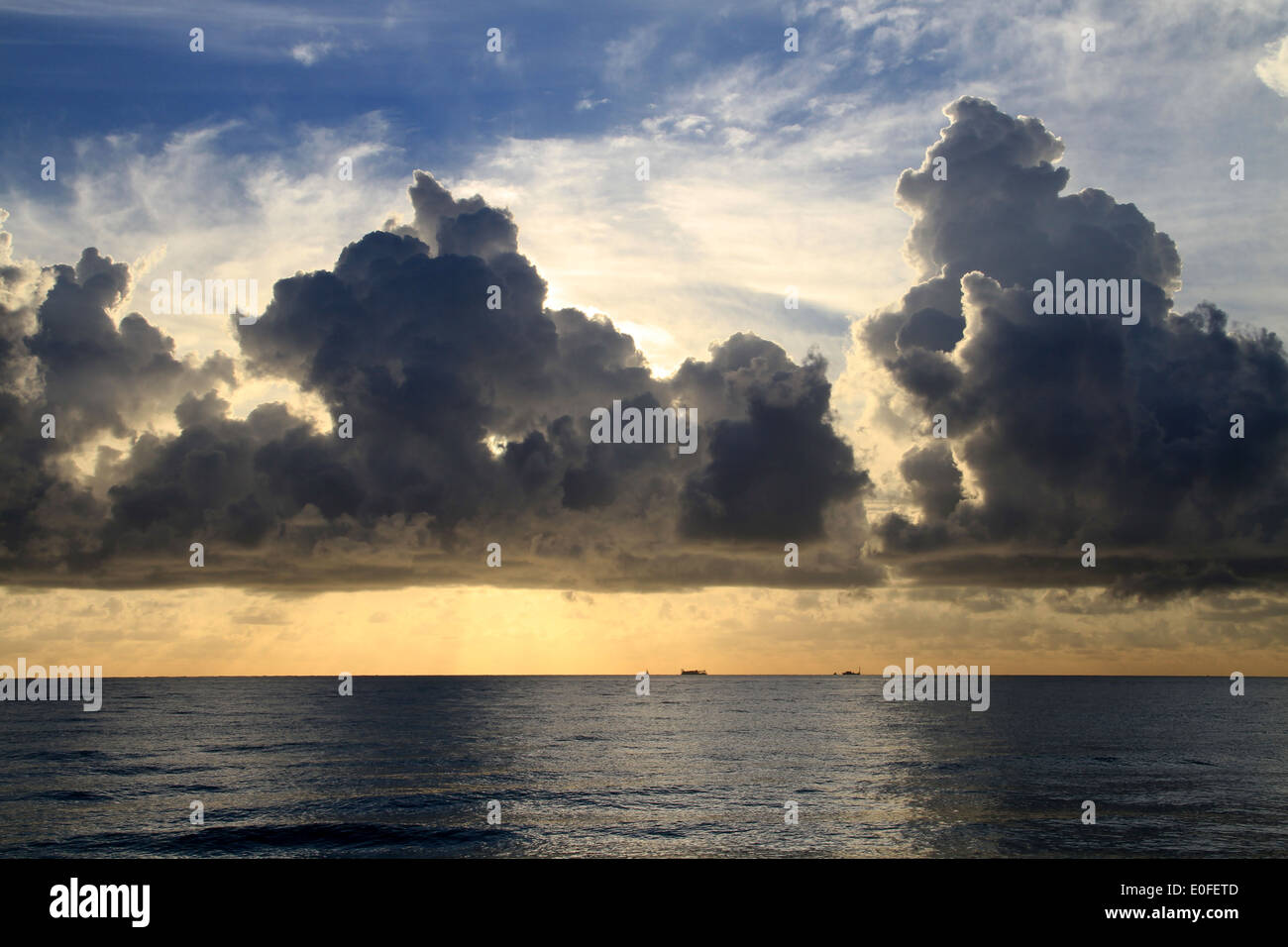 Sun rain storm clouds hi-res stock photography and images - Alamy