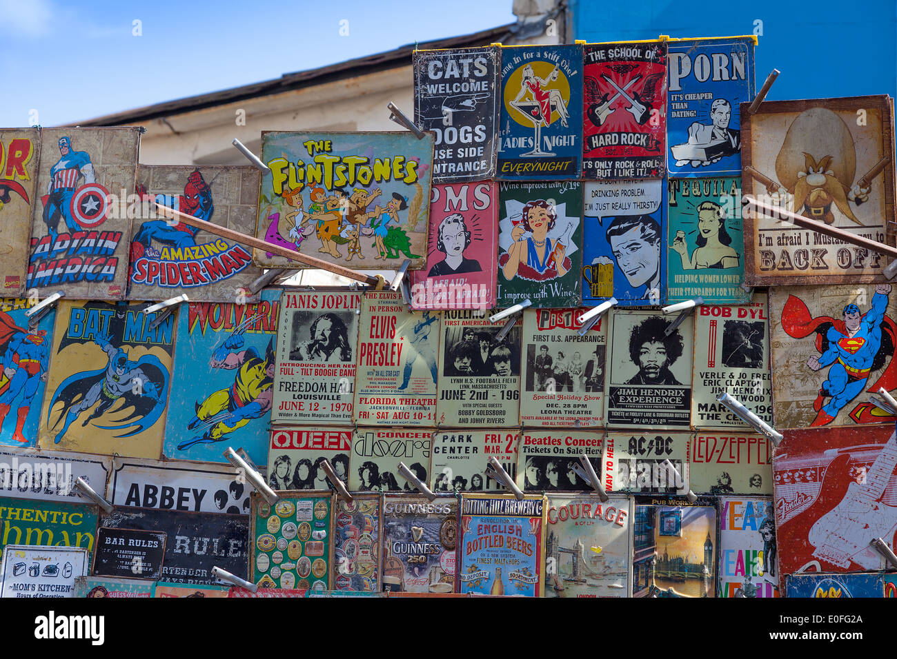Magazine stall hi-res stock photography and images - Alamy