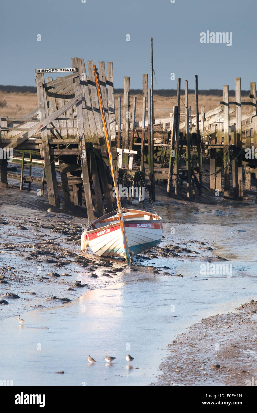 Mooring posts coastline hi-res stock photography and images - Alamy