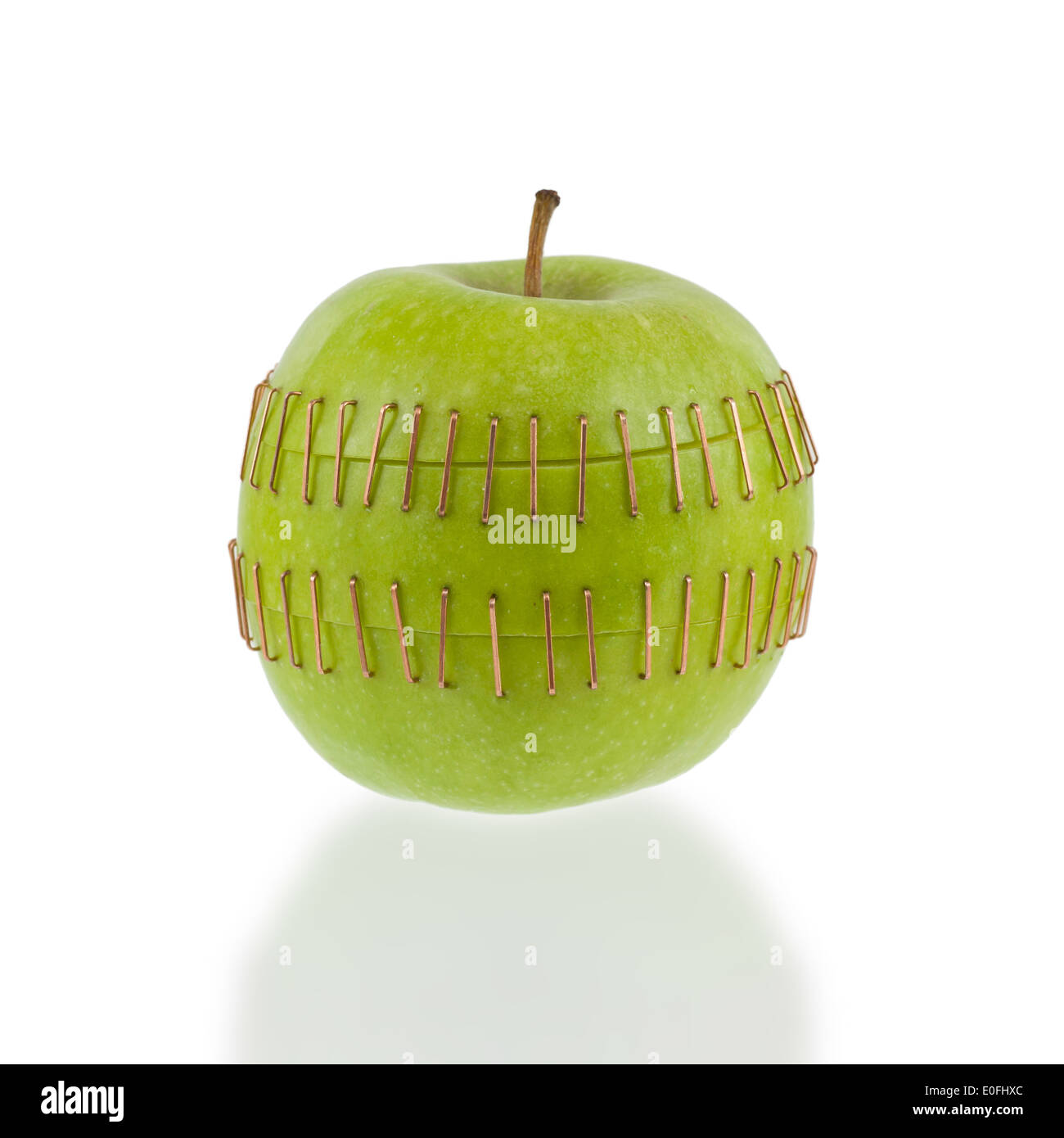 Apple halves hi-res stock photography and images - Alamy