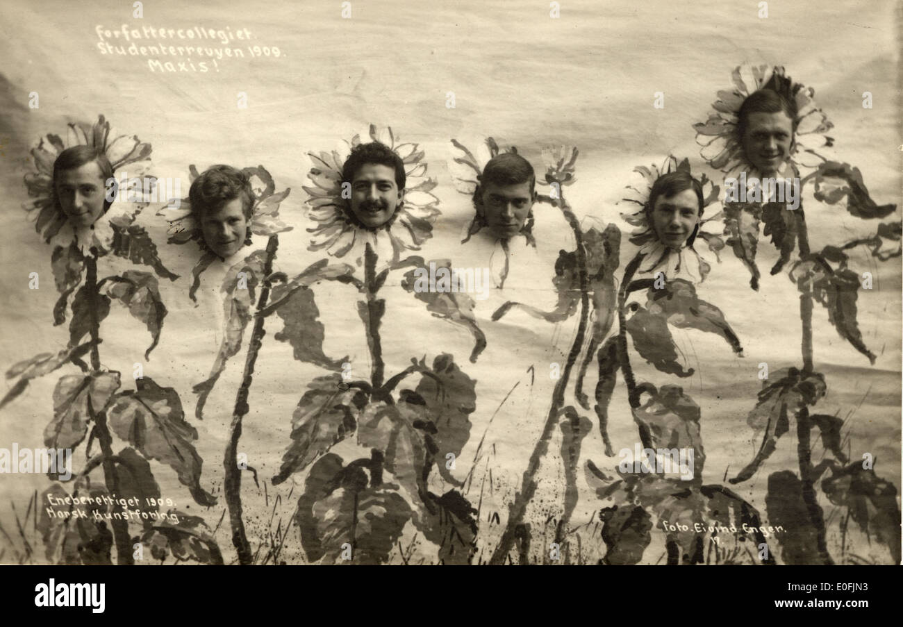 Photo showing moment in hi-res stock photography and images - Alamy