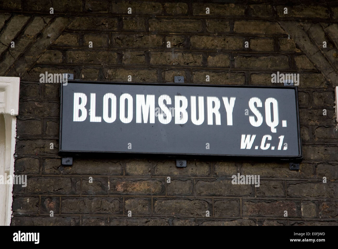 Road Sign Bloomsbury Square WC1 Stock Photo - Alamy