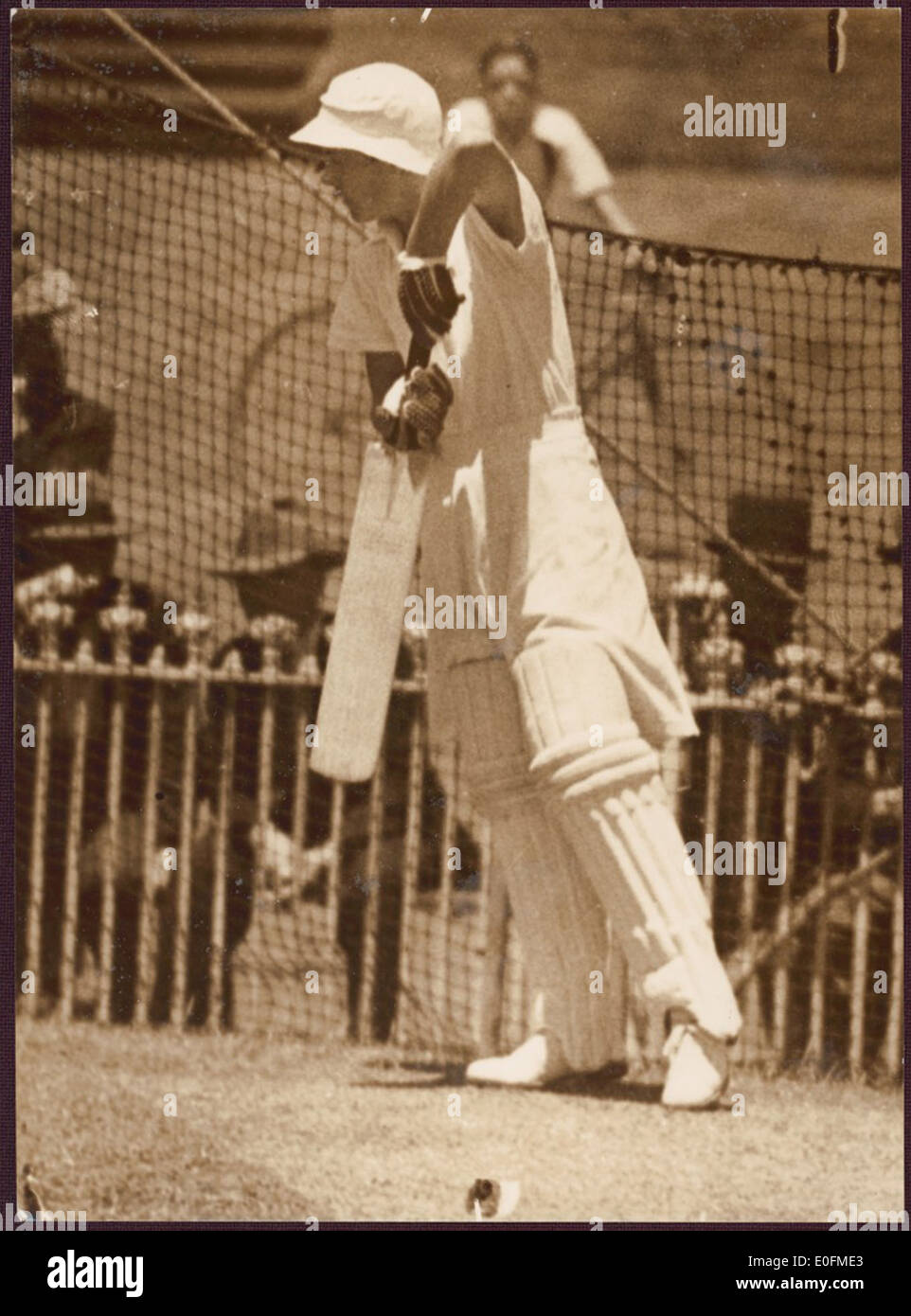 English cricket vintage hi-res stock photography and images - Alamy