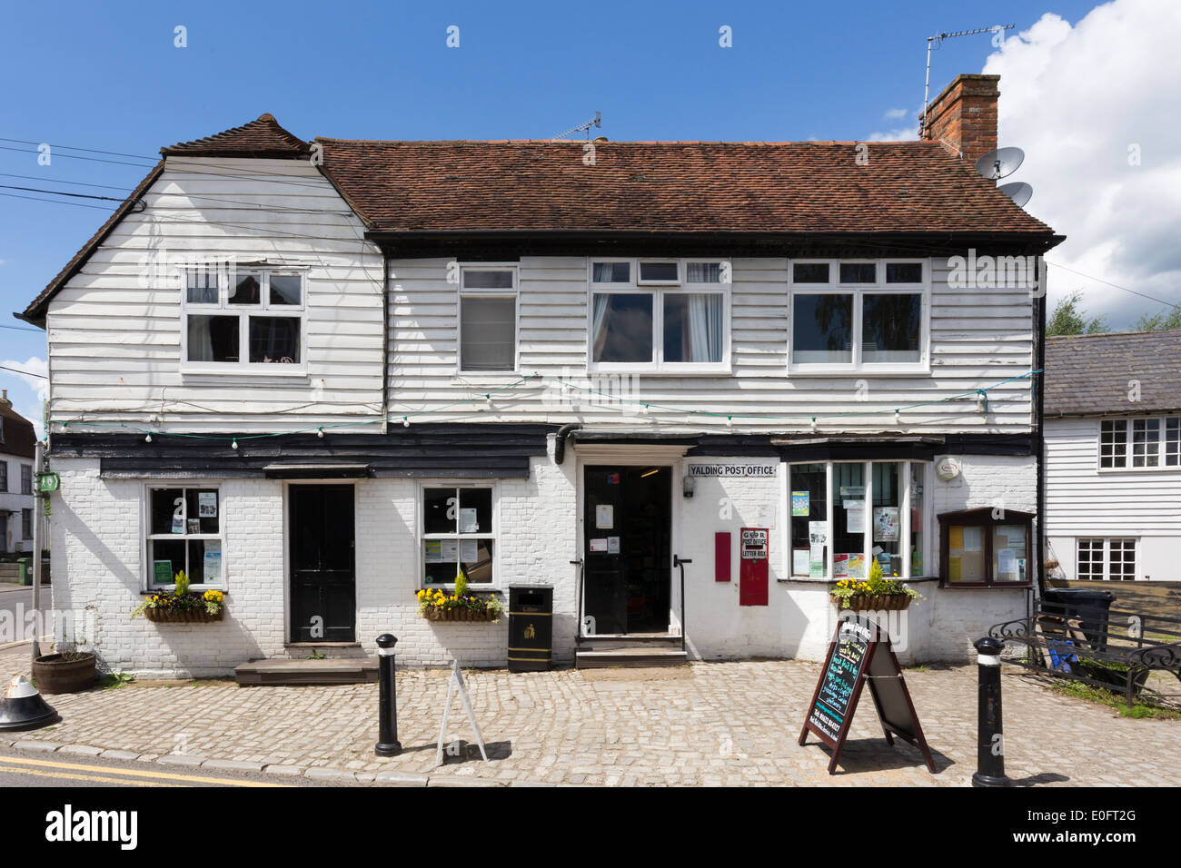 Yalding in kent hi-res stock photography and images - Alamy