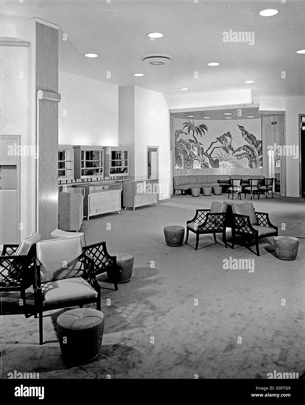 1930s department store Black and White Stock Photos & Images - Alamy