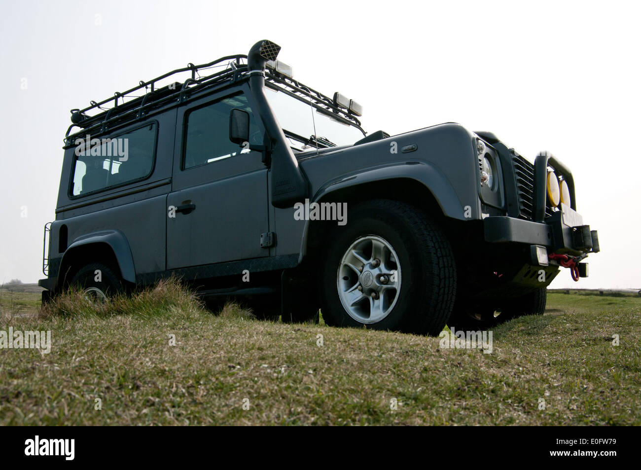 Land rover defender 90 hi-res stock photography and images - Alamy