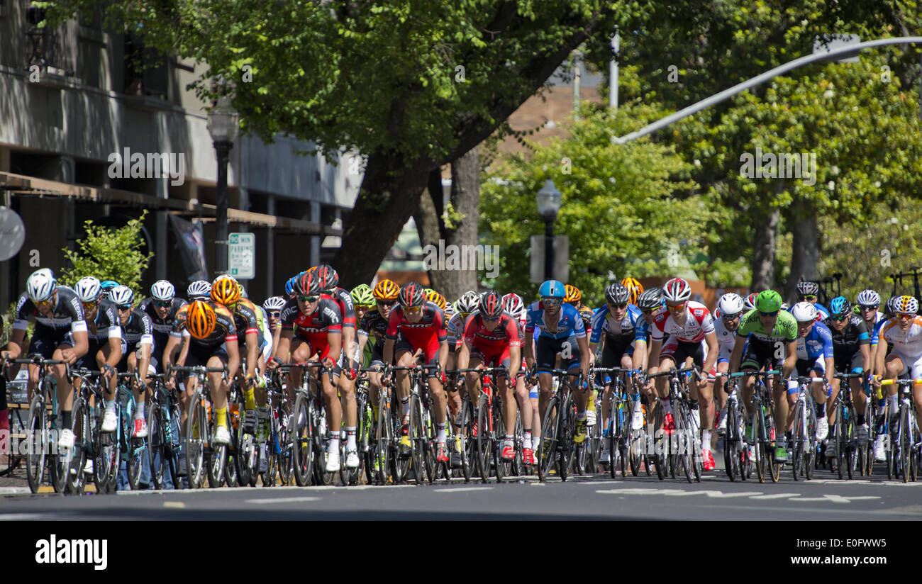 May 11, 2014 - Sacramento, CA, USA - The Peloton races down L Street ...