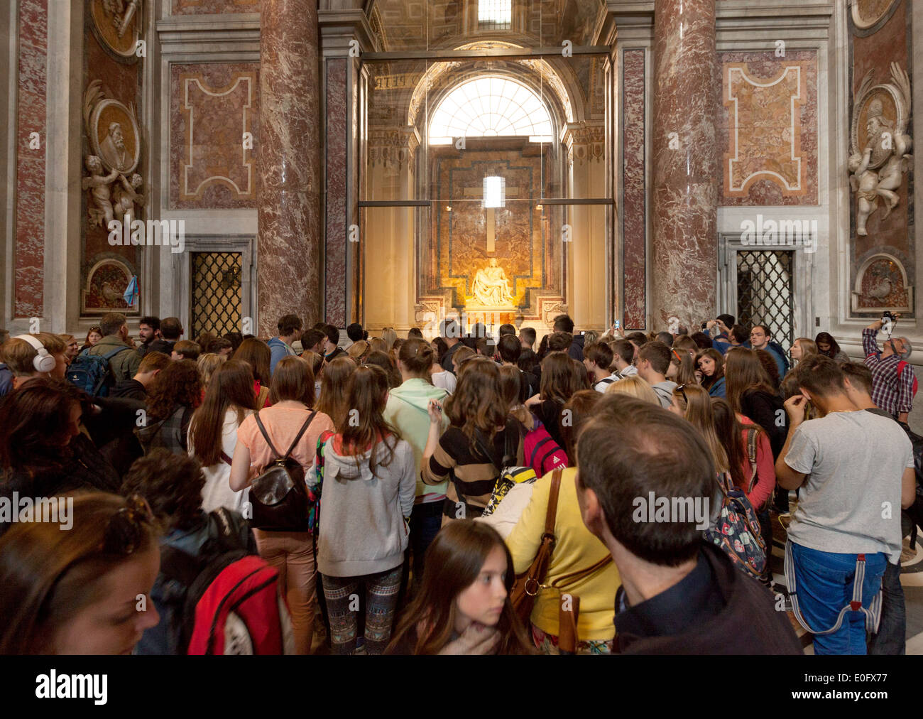 Michelangelo’s pieta hi-res stock photography and images - Alamy