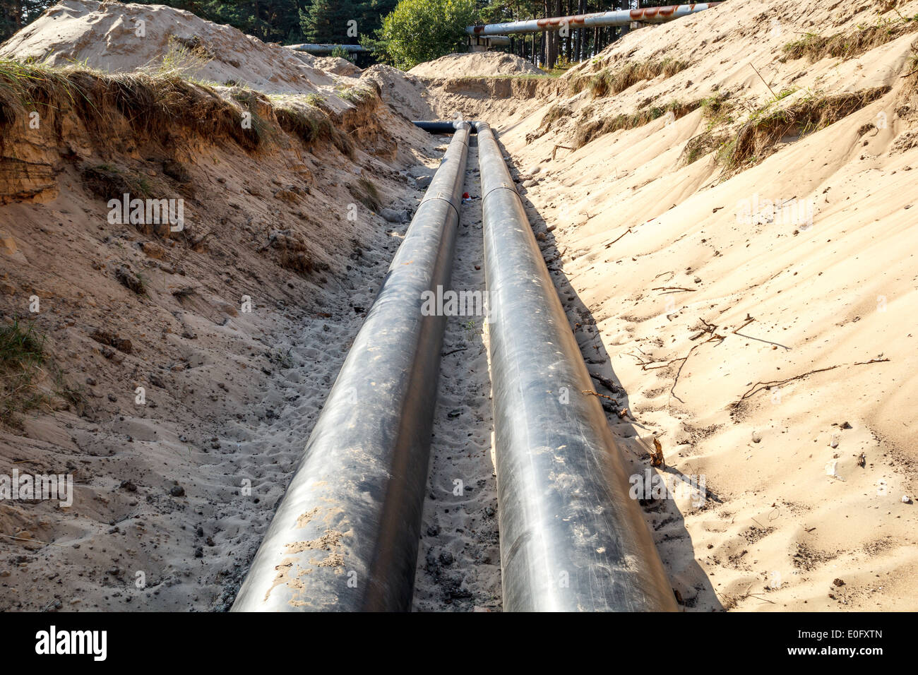 Pipeline route hi-res stock photography and images - Alamy