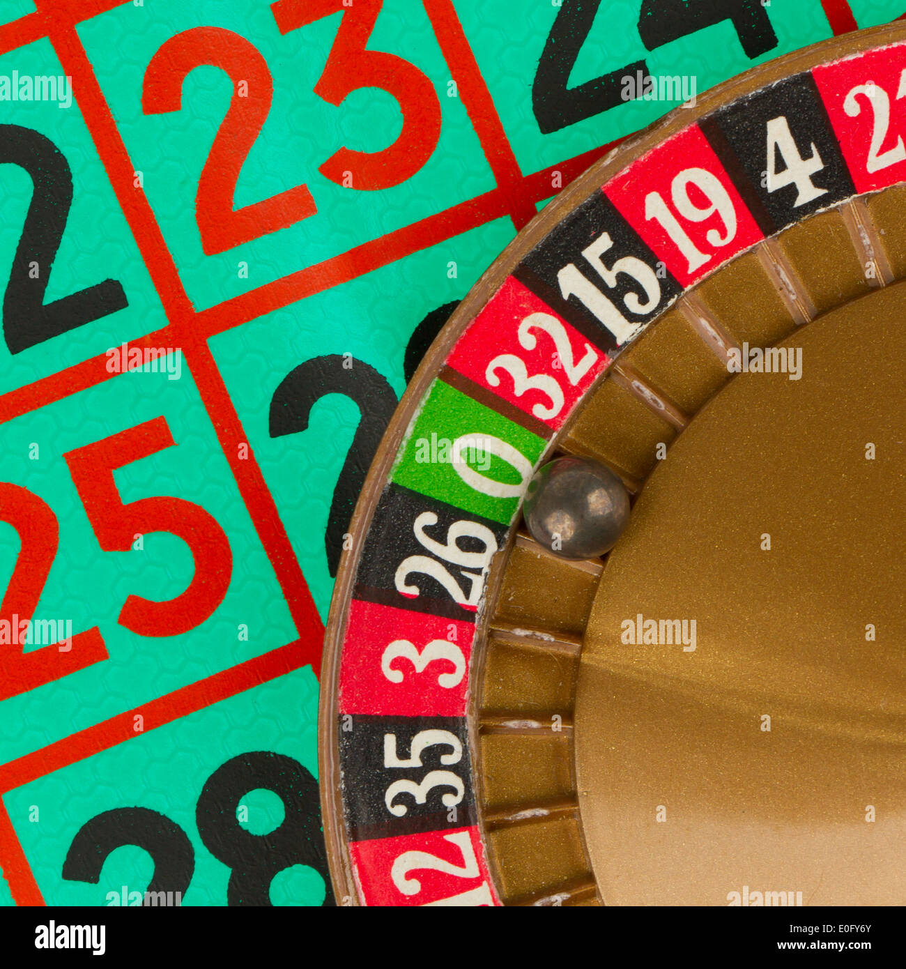 Used very old game, roulette table, wheel and ball Stock Photo - Alamy