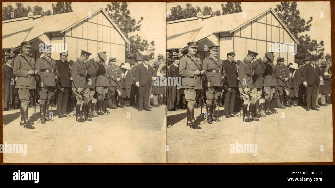 British royal family 1920 hi-res stock photography and images - Alamy