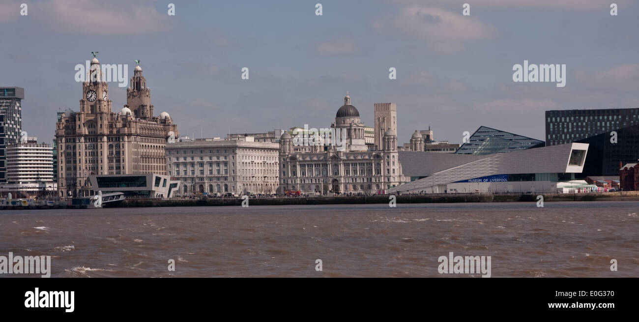 Mersey liverpool waterfront hi-res stock photography and images - Alamy