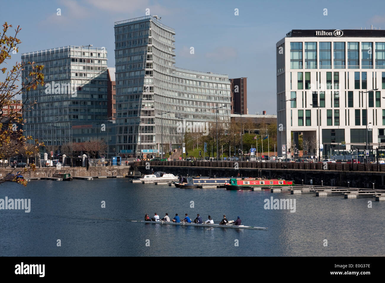 Liverpool waterfront modern buildings hi-res stock photography and ...