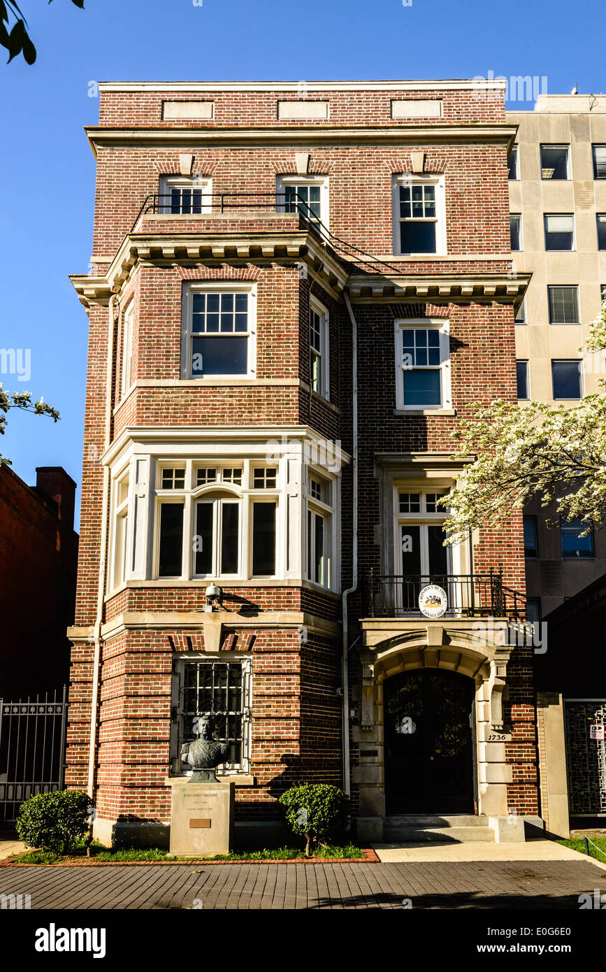 Consulate chile hi-res stock photography and images - Alamy