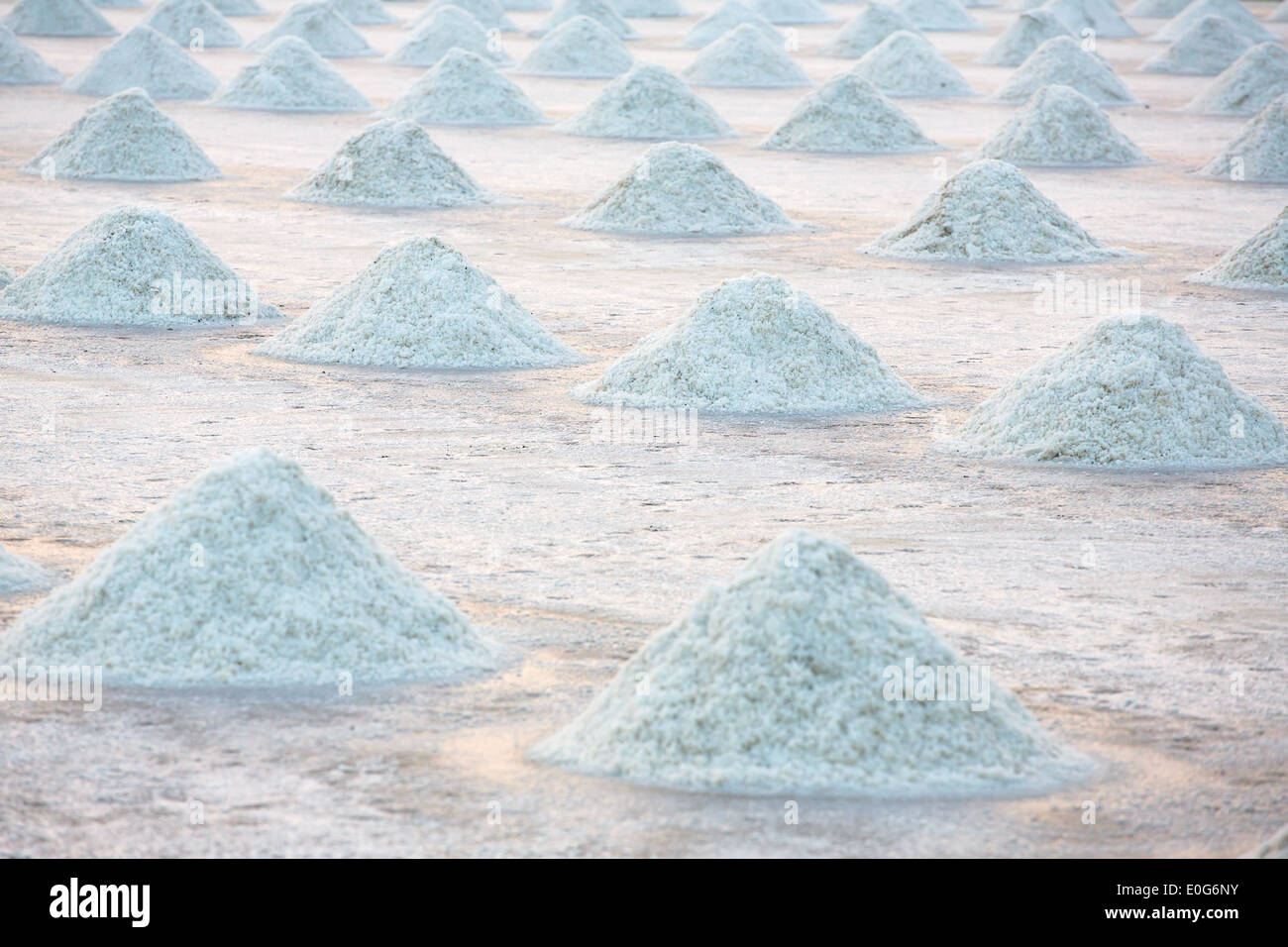 Piles of salt hi-res stock photography and images - Alamy
