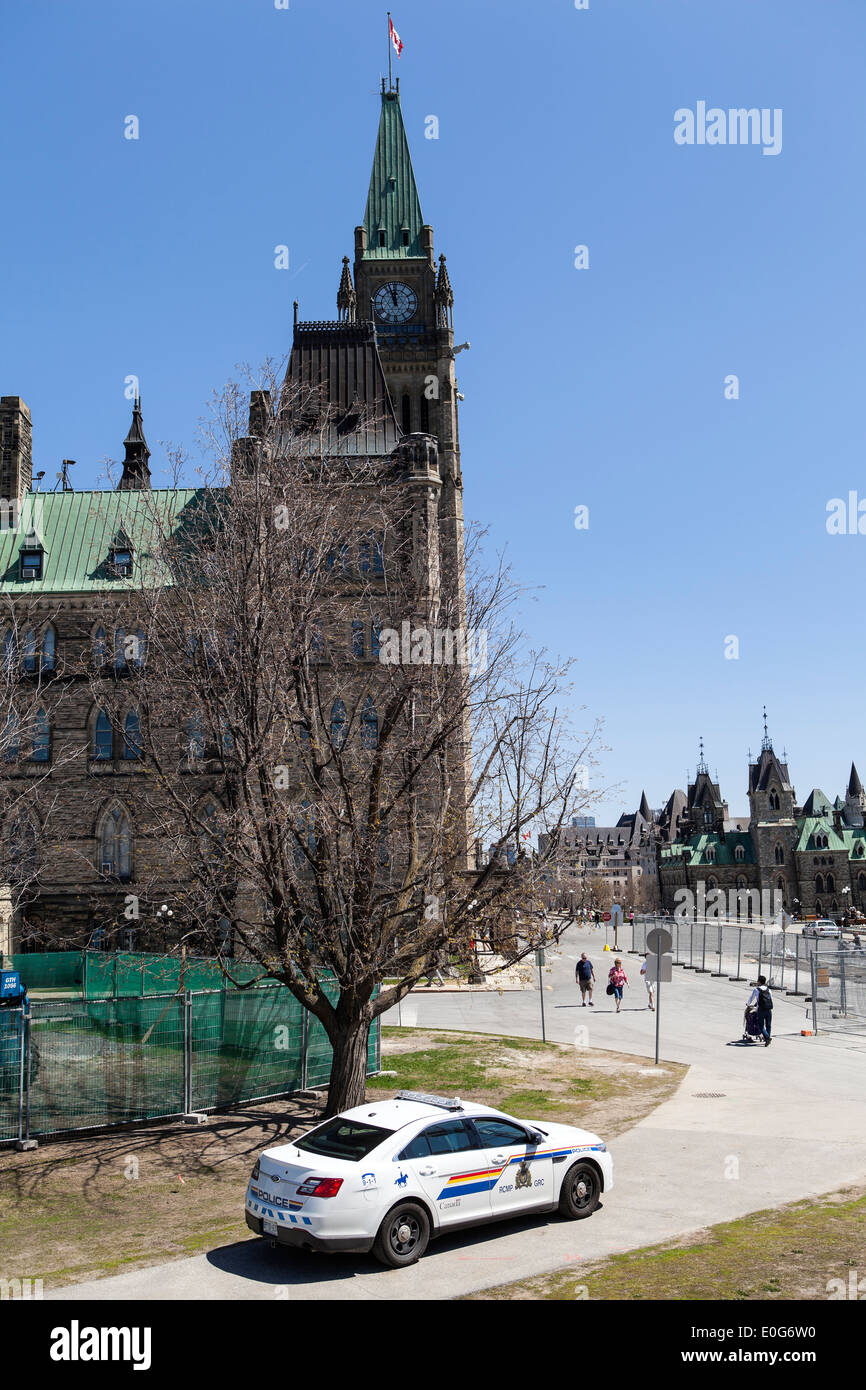 Next to parliament hi-res stock photography and images - Alamy