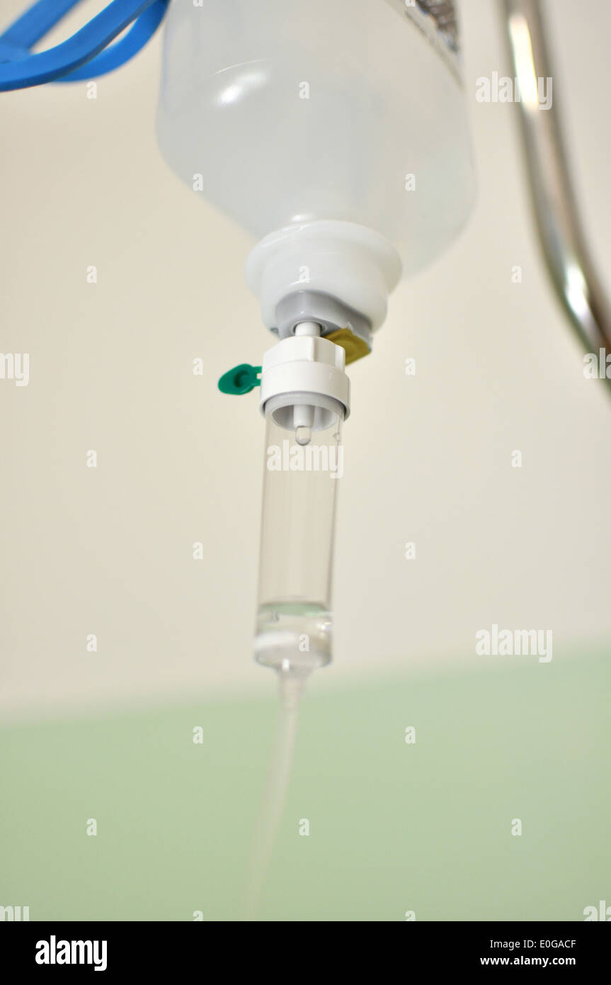 Drop in intravenous system Stock Photo - Alamy