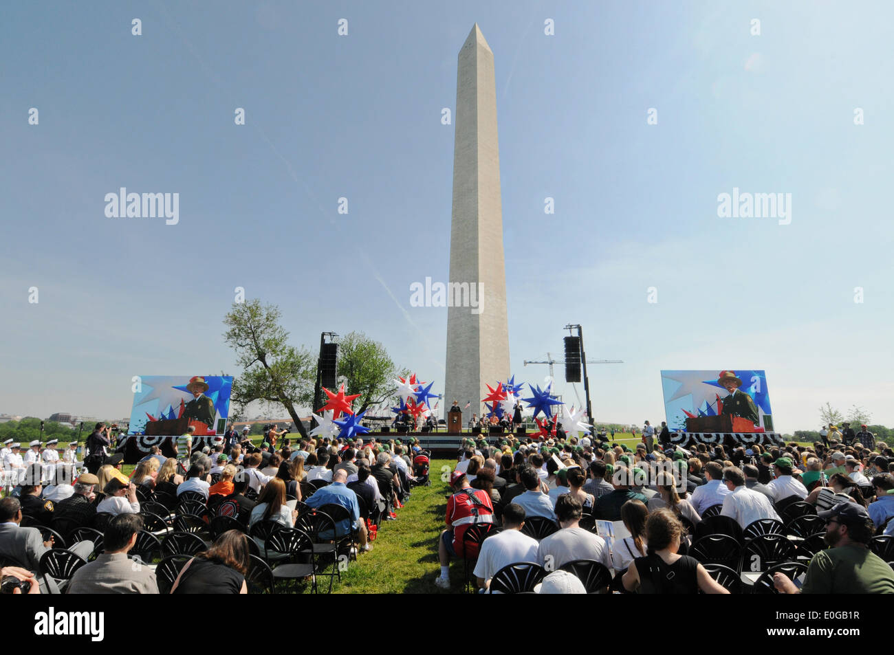 Reopening ceremony for The Washington Monument after a 2011 earthquake ...