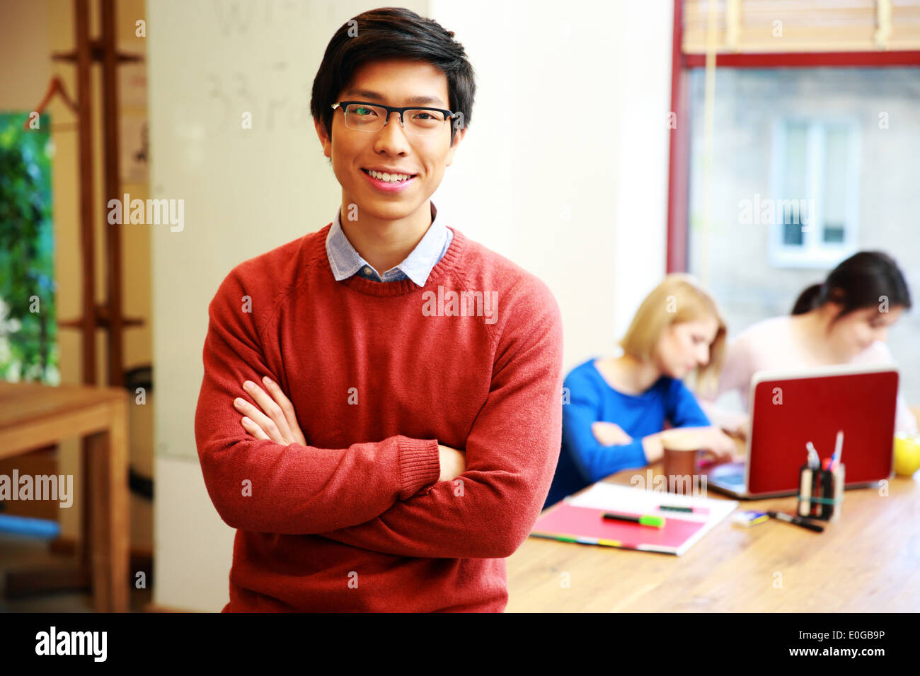 Adult classroom hi-res stock photography and images - Alamy