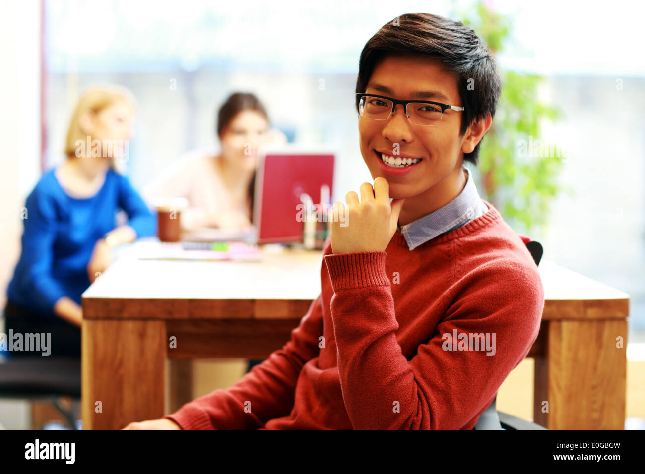 University student table hi-res stock photography and images - Alamy