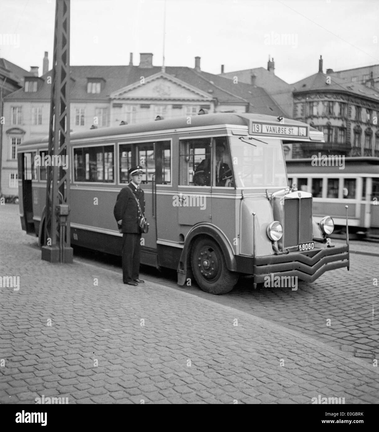 Bus 1930s hi-res stock photography and images - Alamy