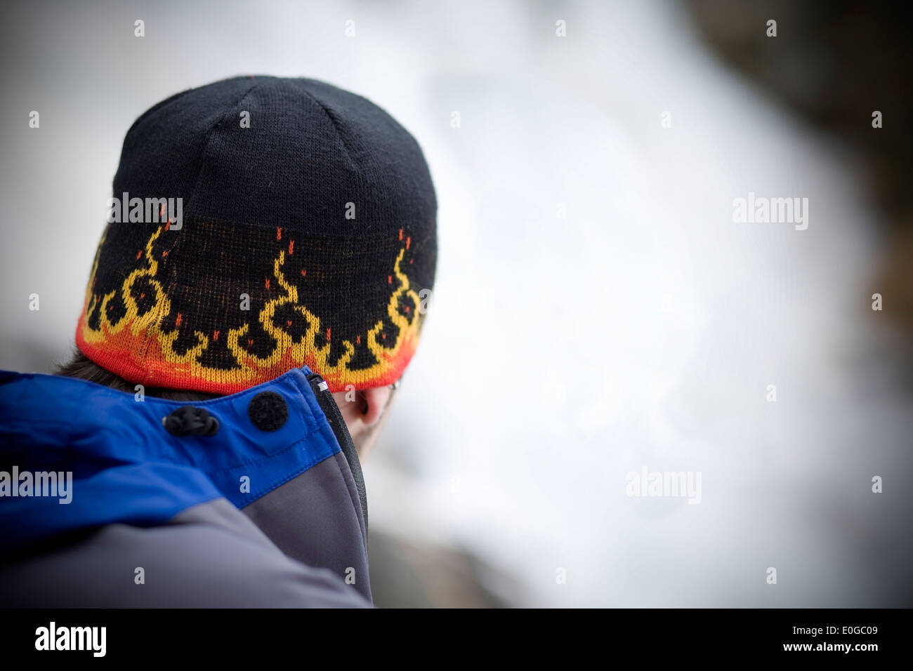 Man wearing a hat, rear view Stock Photo - Alamy