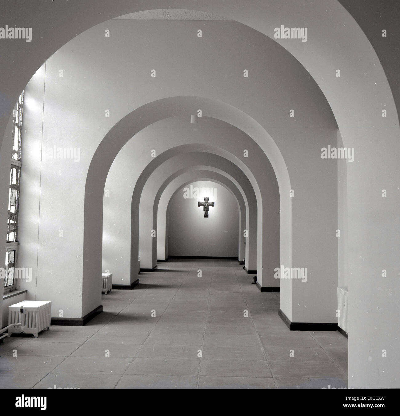 1950s historical, interior view of a section of a roman catholic chapel ...