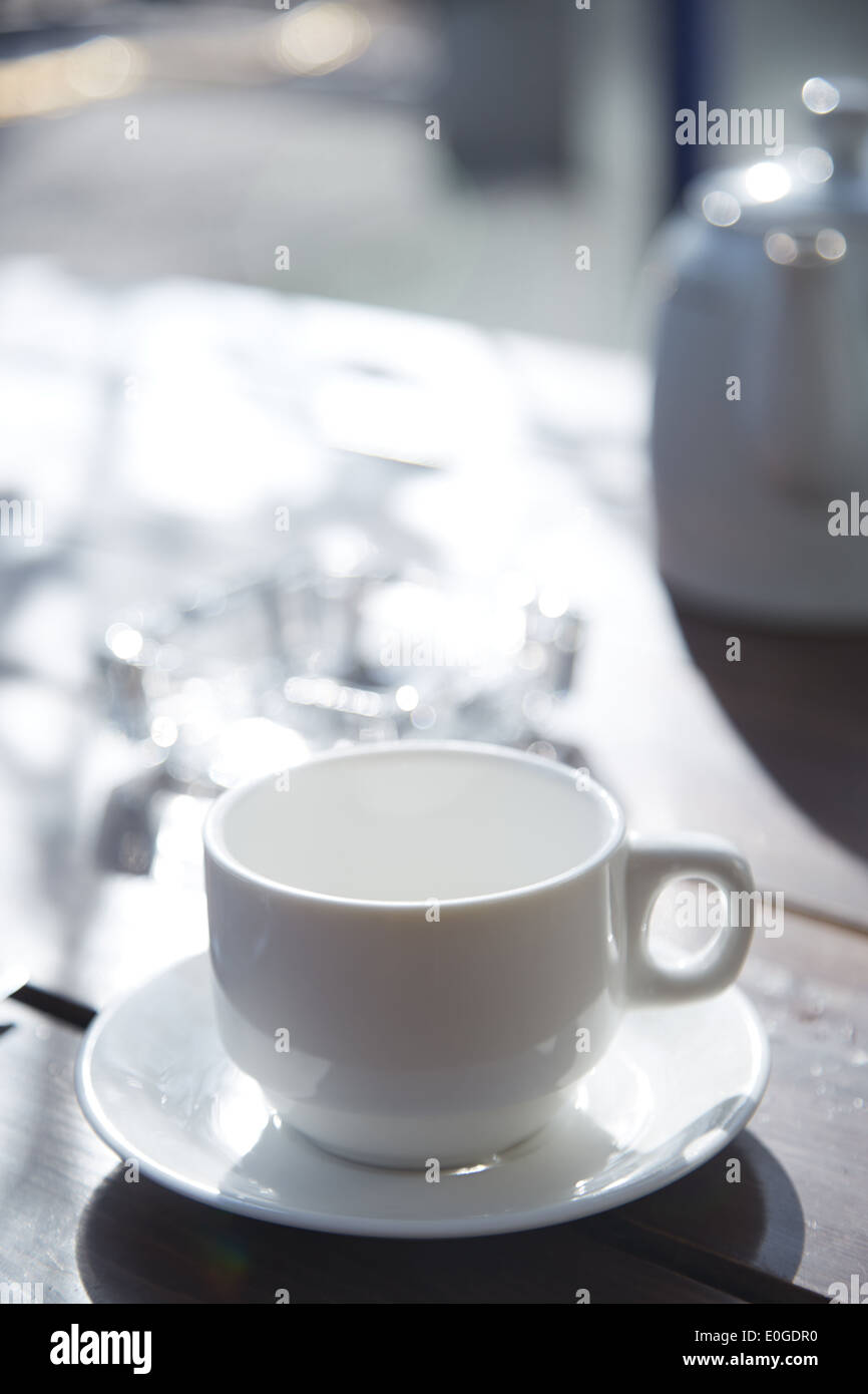 Teacup plate hi-res stock photography and images - Alamy