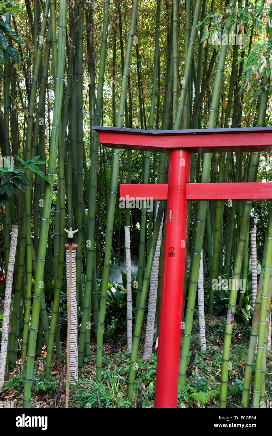 Gate and bamboo High Resolution Stock Photography and Images - Alamy