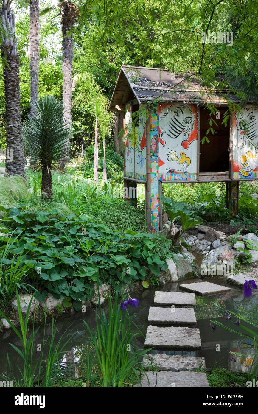 Tezak hi-res stock photography and images - Alamy