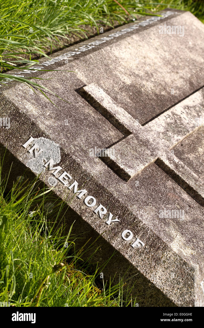 Cemetery grave with the inscription In Memory Of in the UK Stock Photo ...