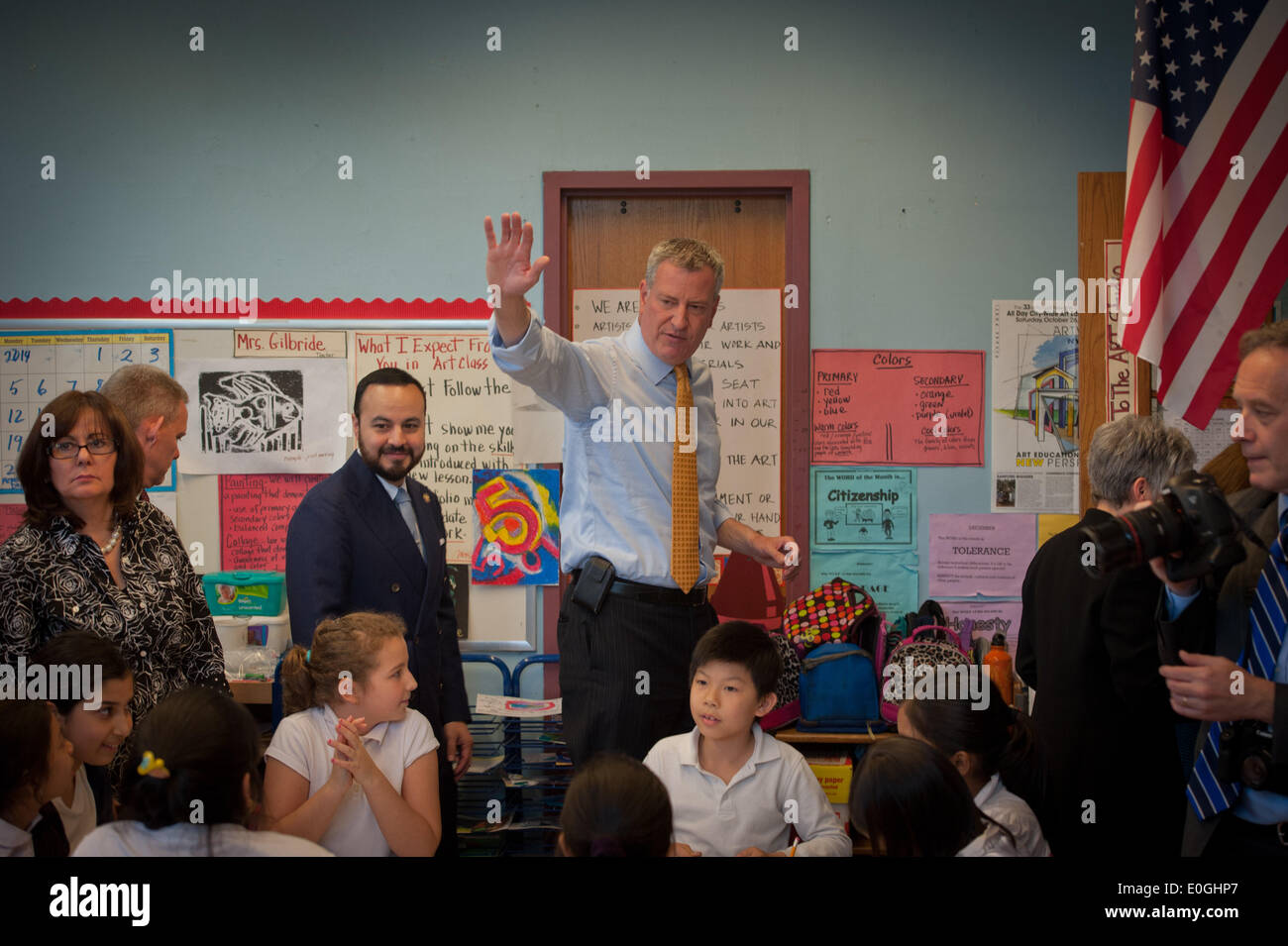 Queens, New York, USA. 12th May, 2014. Mayor BILL DE BLASIO visits with ...
