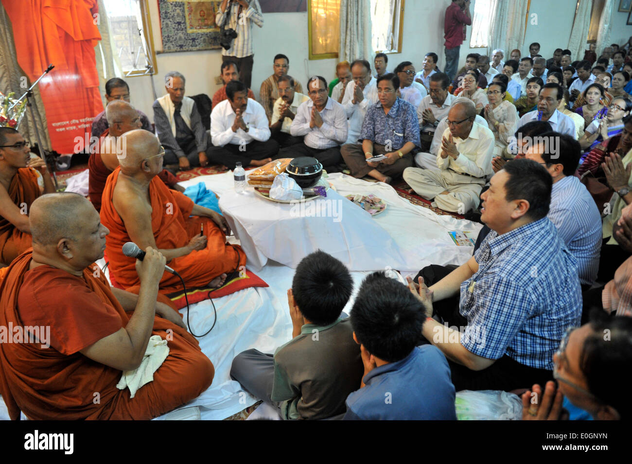 Dhaka, Bangladesh. 13th May, 2014. The Buddha Bhikhu praying at ...