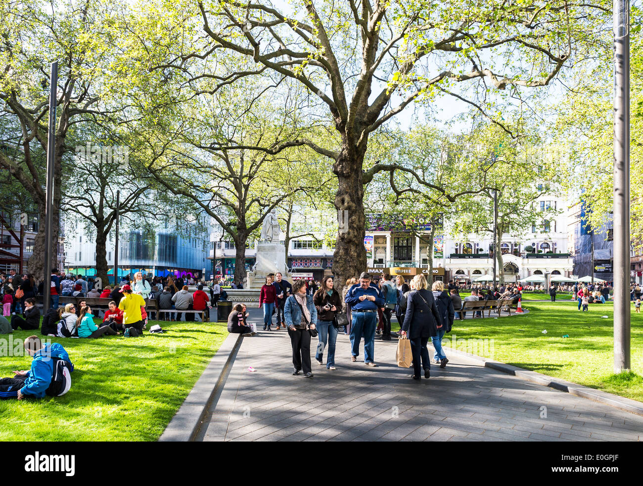 Gordon square gardens hi-res stock photography and images - Alamy