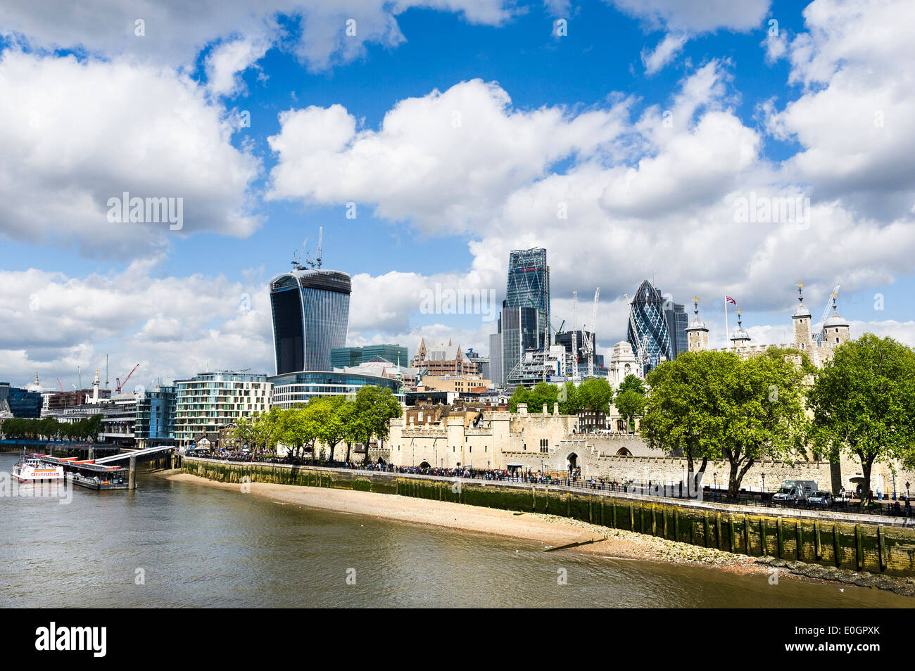 London high rise buildings hi-res stock photography and images - Alamy