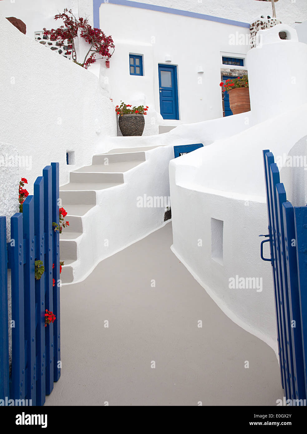 Wash flower pots hi-res stock photography and images - Alamy