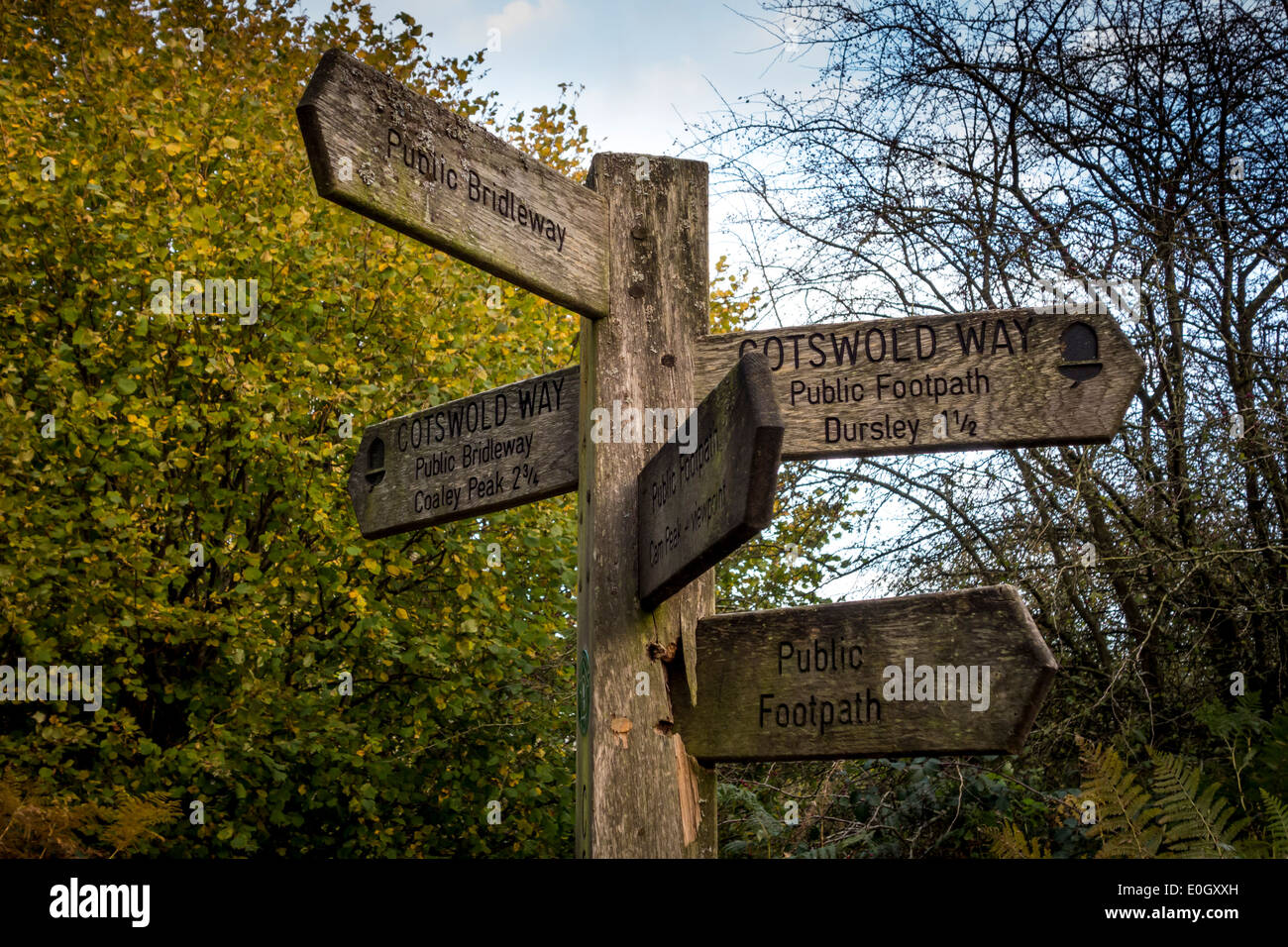 Cotswolds way sign hi-res stock photography and images - Alamy