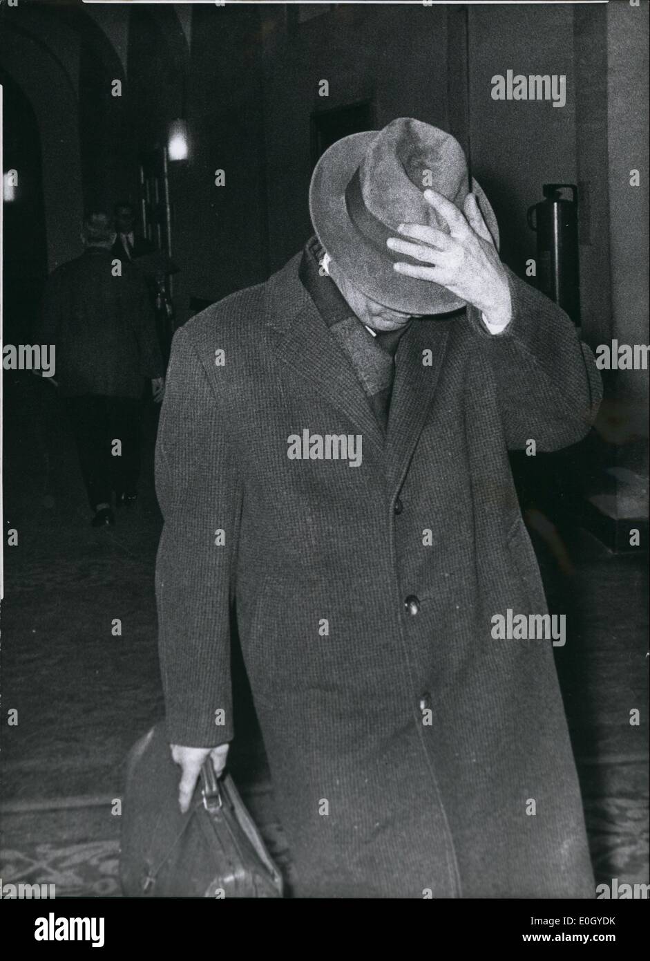 Accused defendant hi-res stock photography and images - Alamy