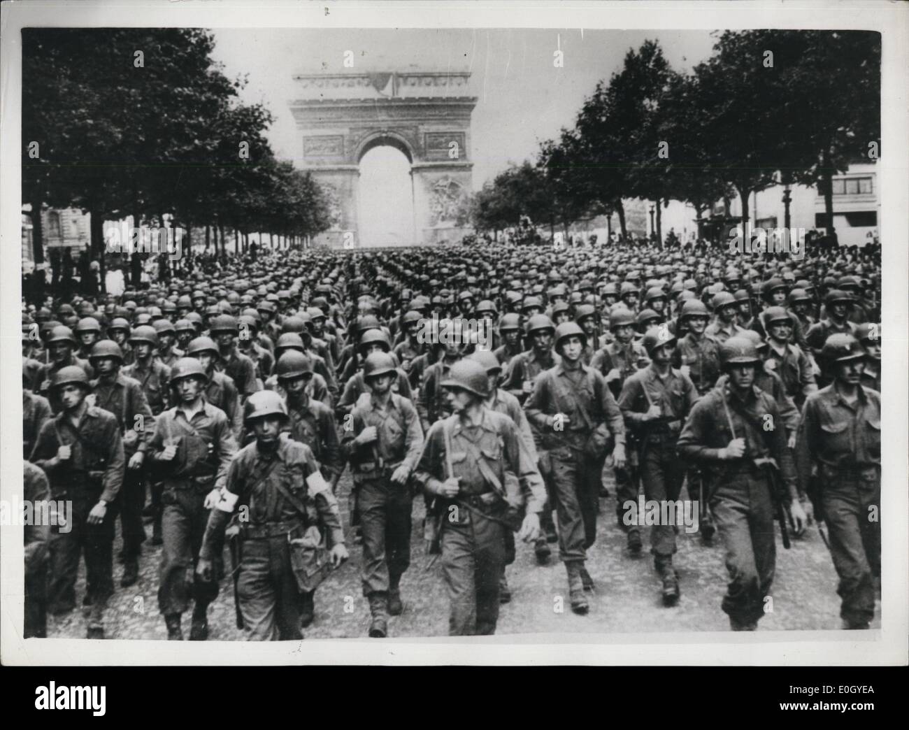 Paris 1 jan 1940 hi-res stock photography and images - Alamy