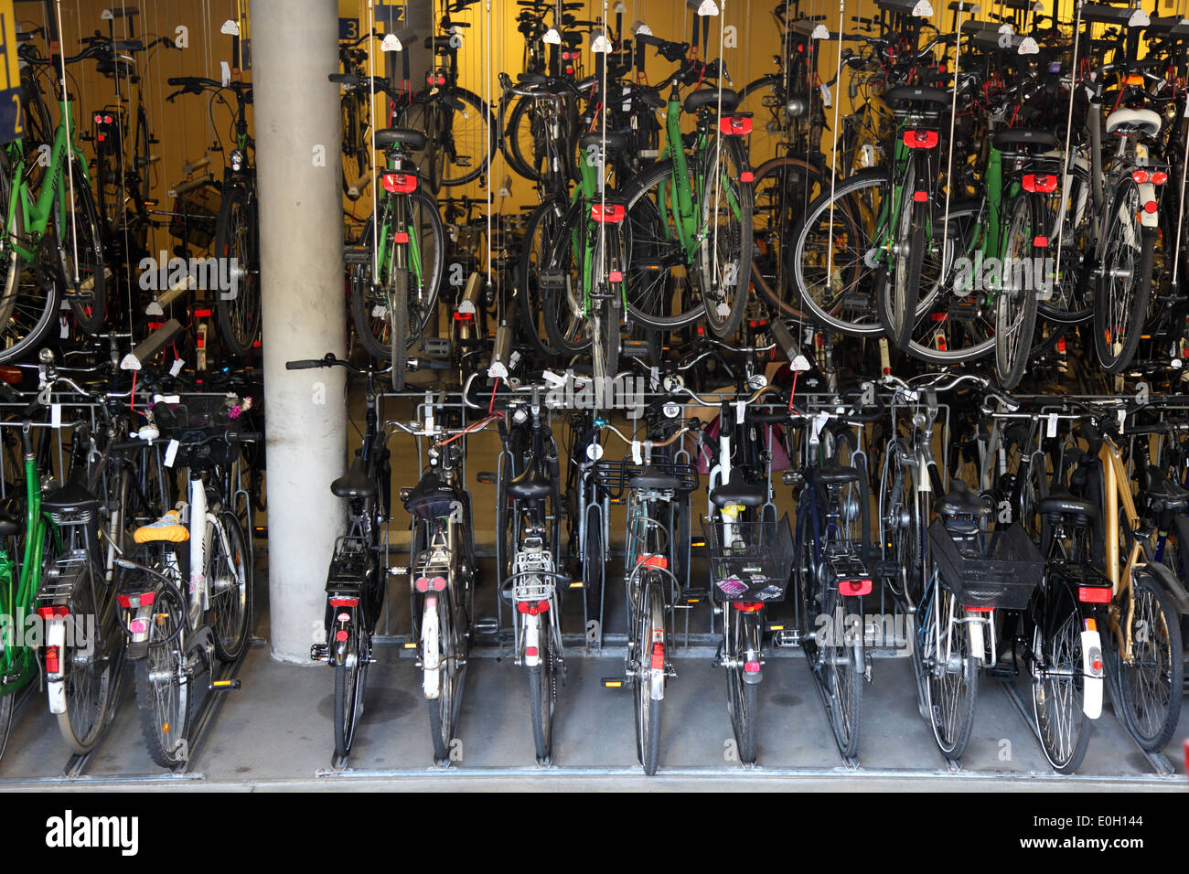 Bicycles in garage hi-res stock photography and images - Alamy