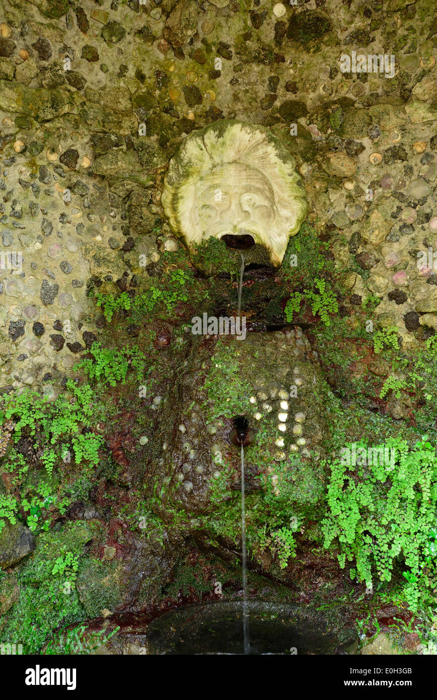 Human fountain hi-res stock photography and images - Alamy