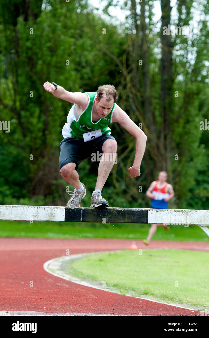 Steeplechase hi-res stock photography and images - Alamy