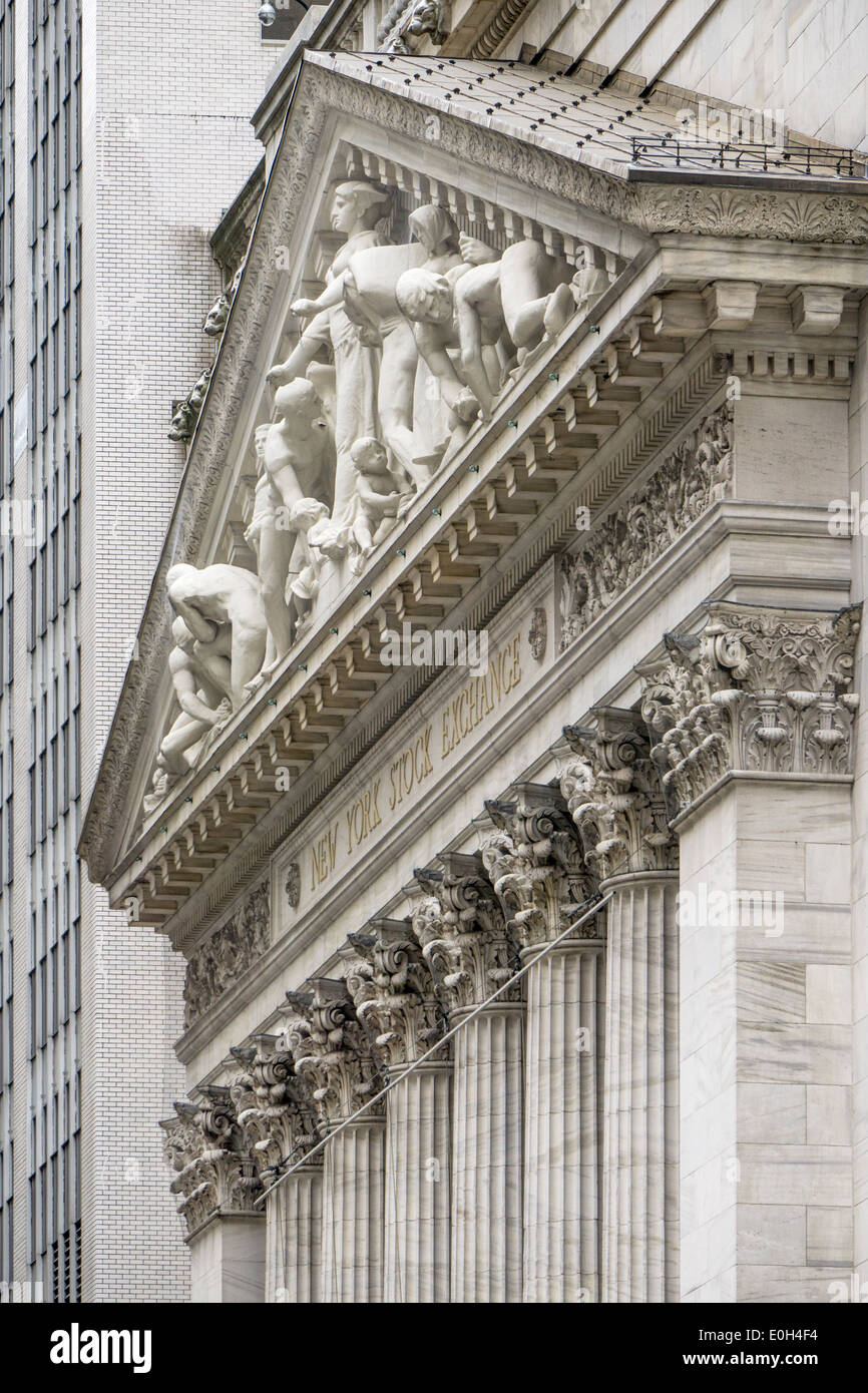 High relief sculpture hi-res stock photography and images - Alamy