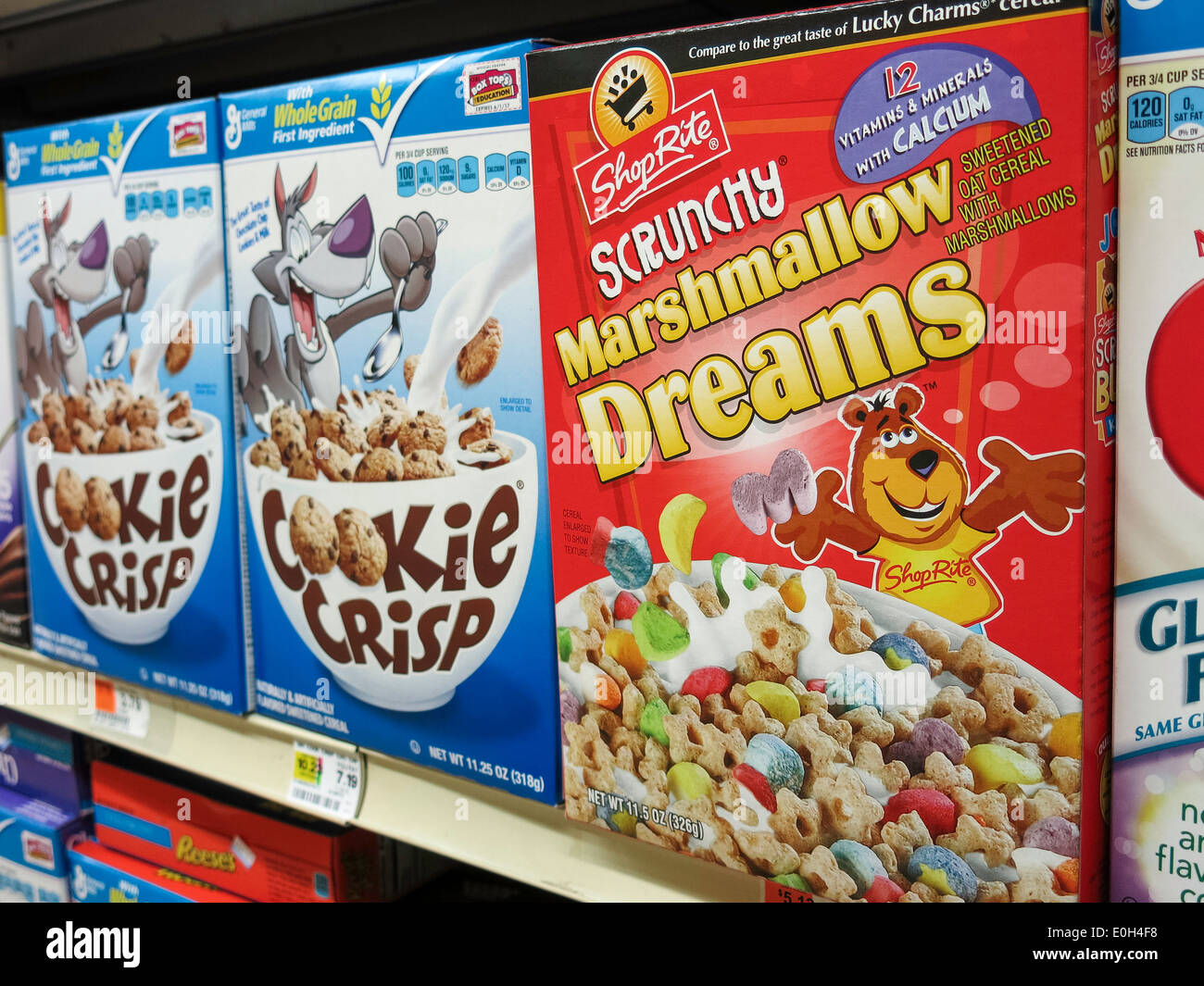 Shopping box cereals cereal hi-res stock photography and images - Alamy