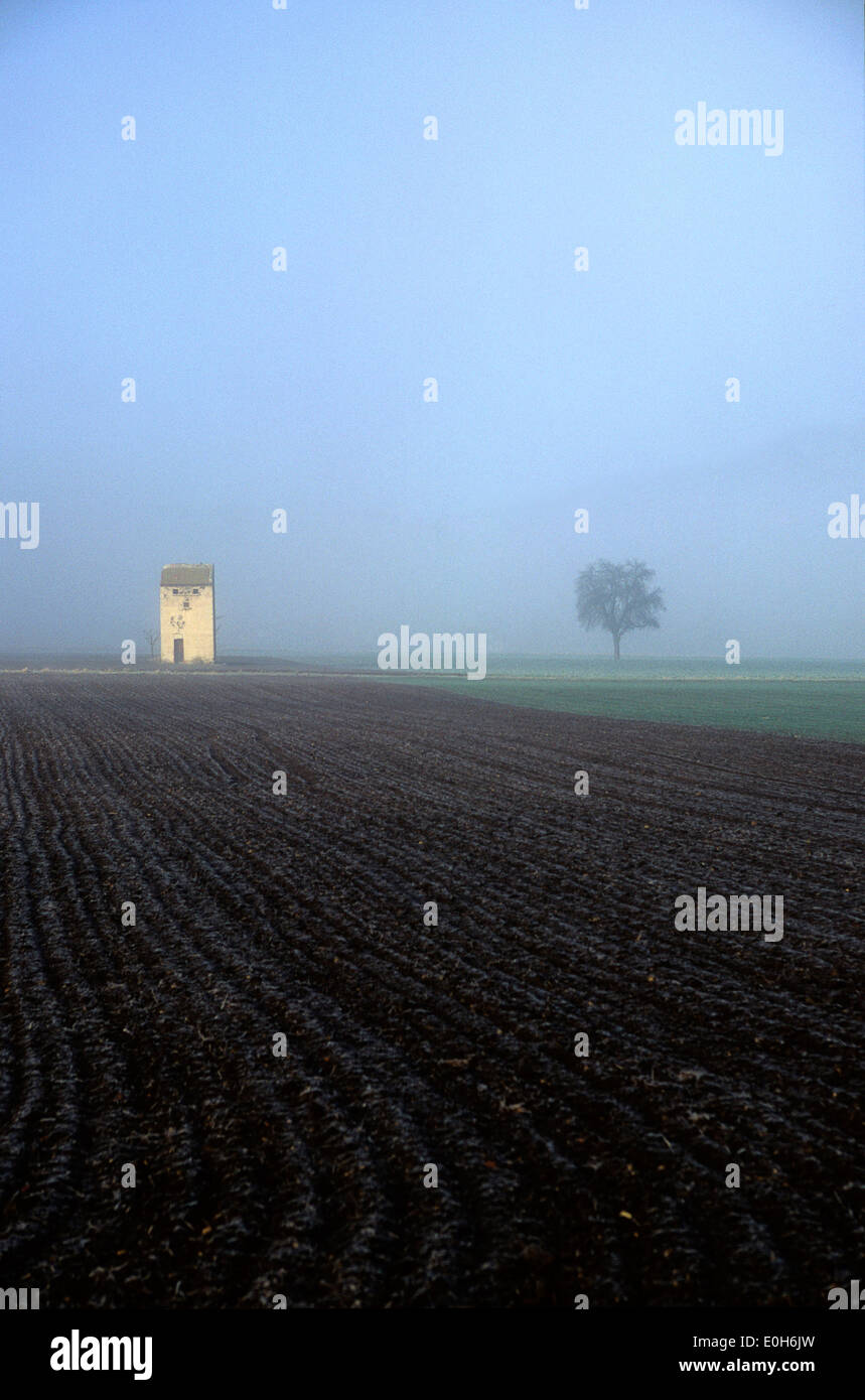 Dovecote landscapes hi-res stock photography and images - Alamy